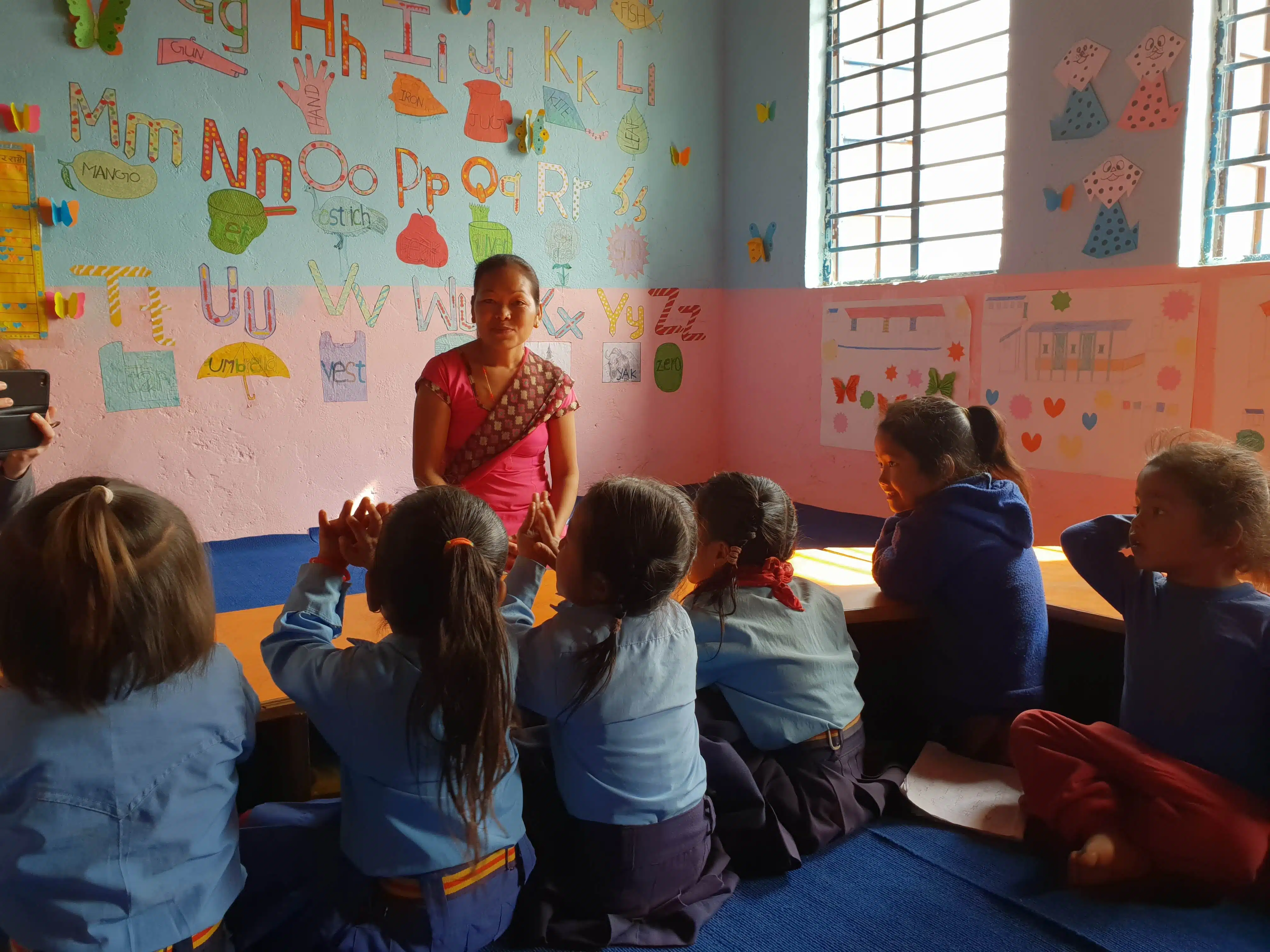 What Is Teaching Unplugged And How Do I Do It? - The TEFL Academy