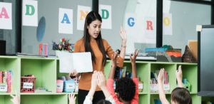 How Should Teachers Give Instructions? | The TEFL Academy